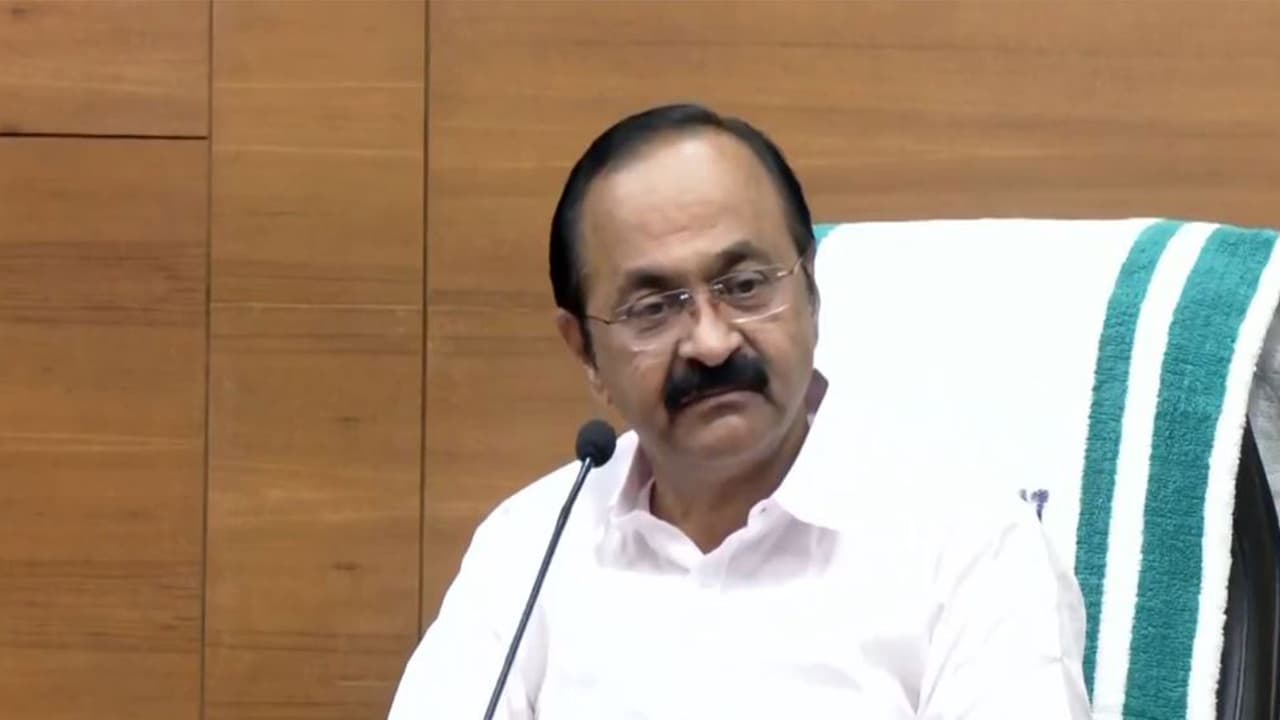 Keralam CM tables White Paper on state's finances ahead of budget ...