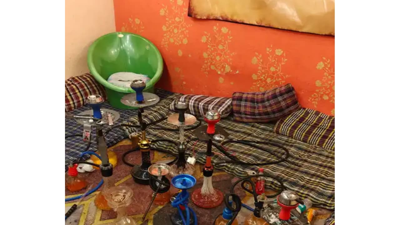 Illegal hookah parlour in Hyderabad raided, 12 pots seized; 1 arrested ...