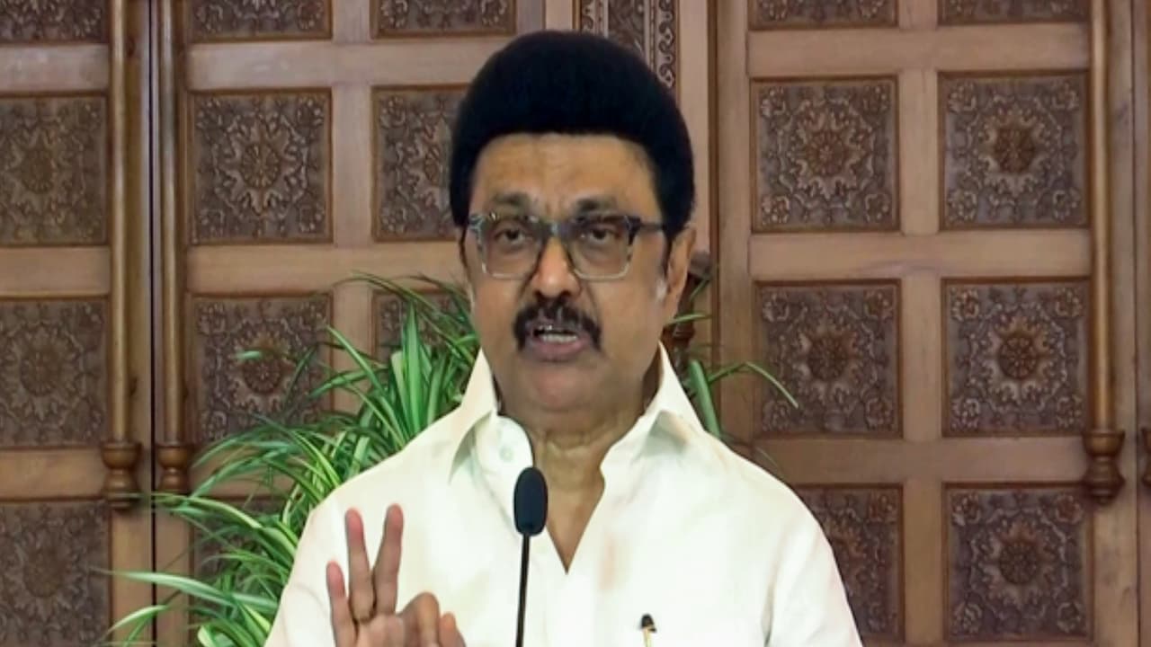 Be brutal against crime, kind to people: CM Stalin to new police ...