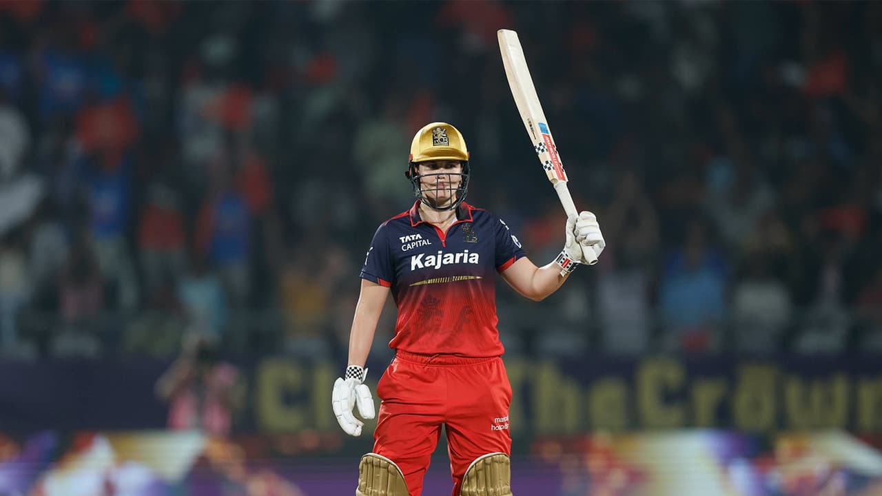 WPL Final: Mandhana praises Bell, Voll for RCB's second title win ...