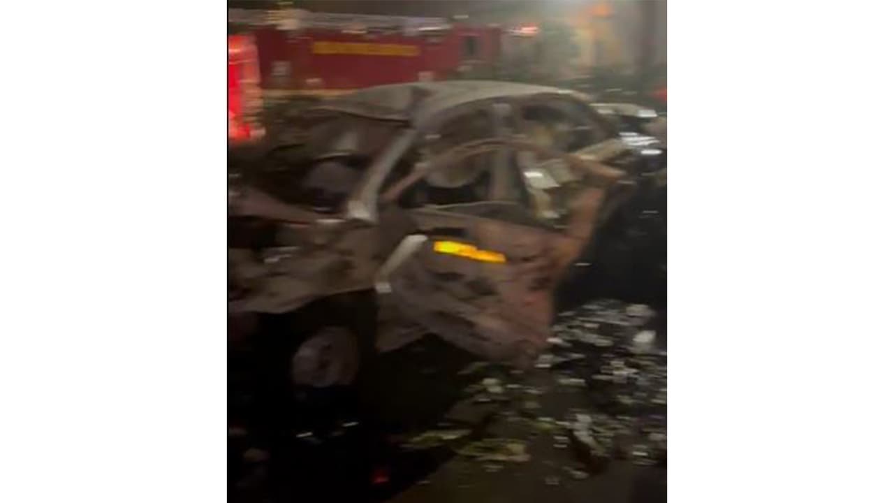 New Delhi: Car explosion near Red Fort Metro Station sparks fire ...
