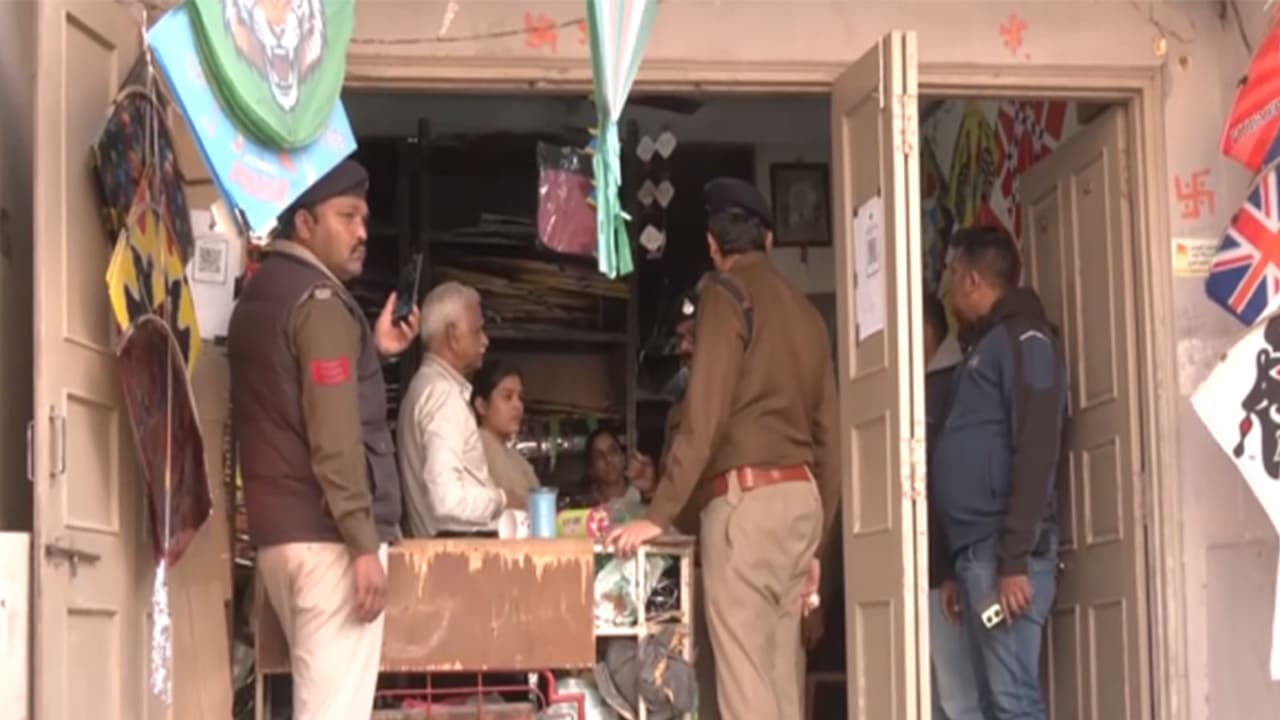 Indore: Police launch crackdown on Chinese manjha after one killed ...