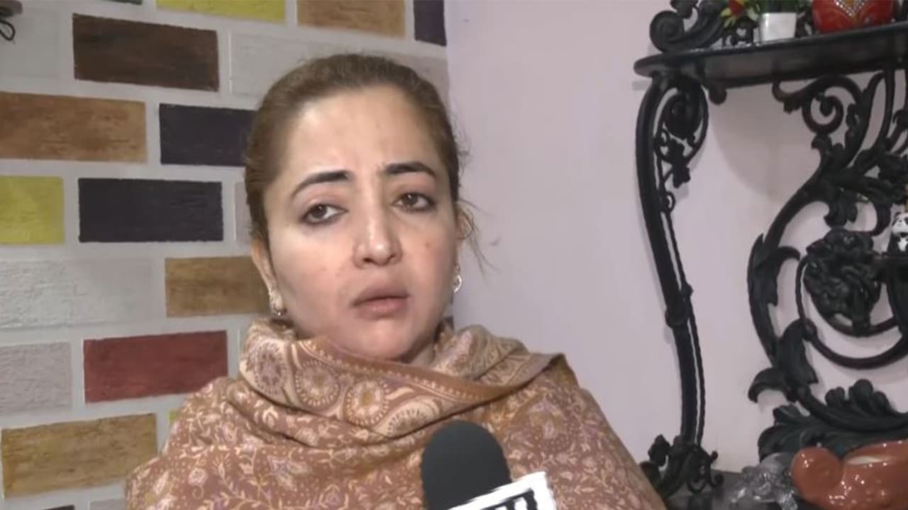 Hiba Rana's triple talaq case: Family will respect court's decision ...