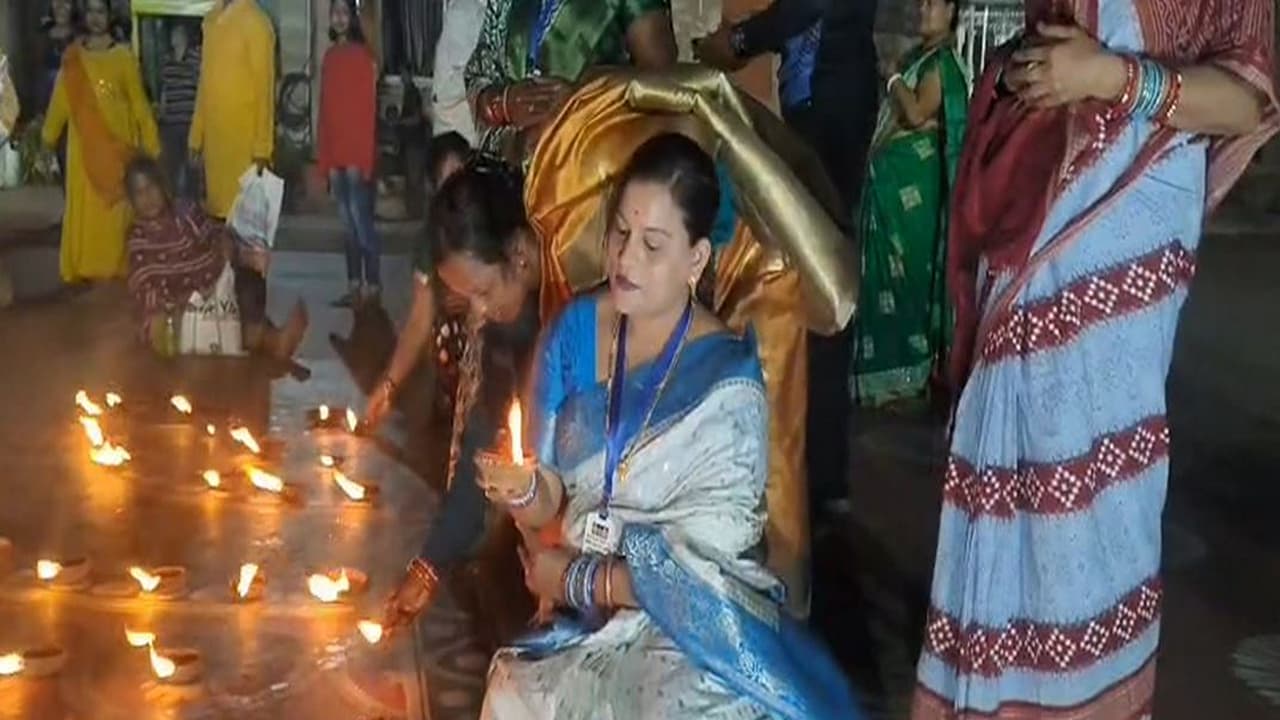 Dev Deepawali begins at Puri's Jagannath Temple; deities to perform ...