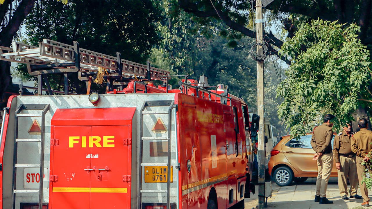 Delhi: 20 fire tenders rushed to douse blaze at factory in Mundka ...