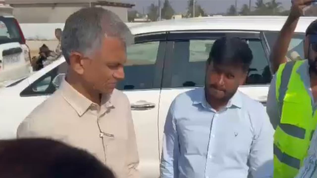 Karnataka Minister Blasts NHAI Official Over NH-75 Bypass Road Delay ...