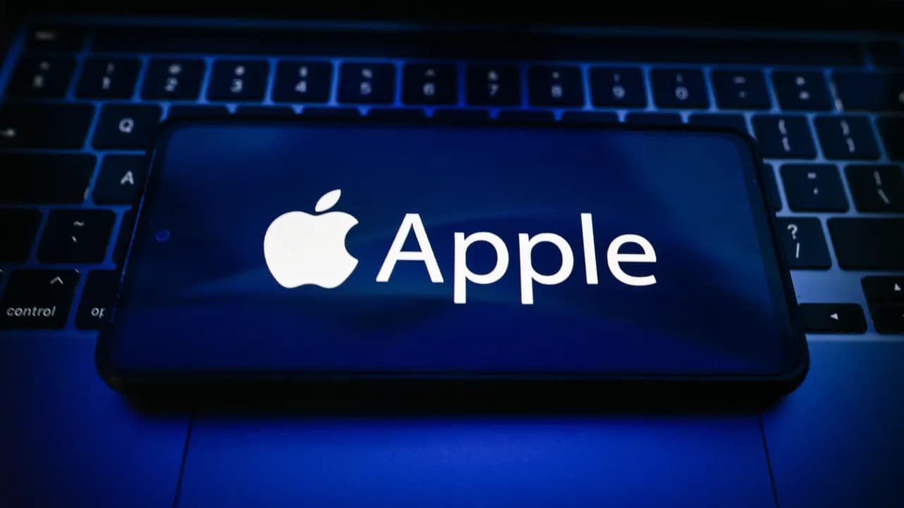 Why Dan Ives Sees Apple WWDC As A Major AI Catalyst for AAPL | Asianet ...