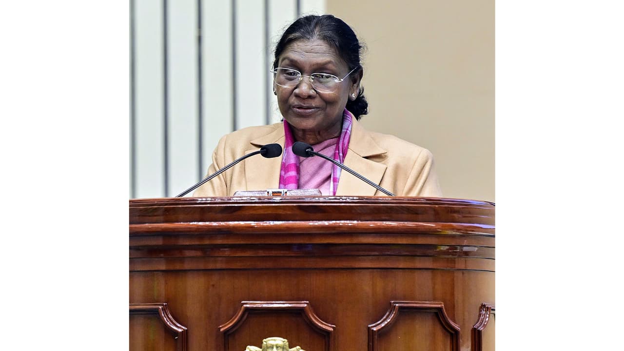 Army Day: Murmu hails soldiers' courage, dedication, supreme sacrifice ...