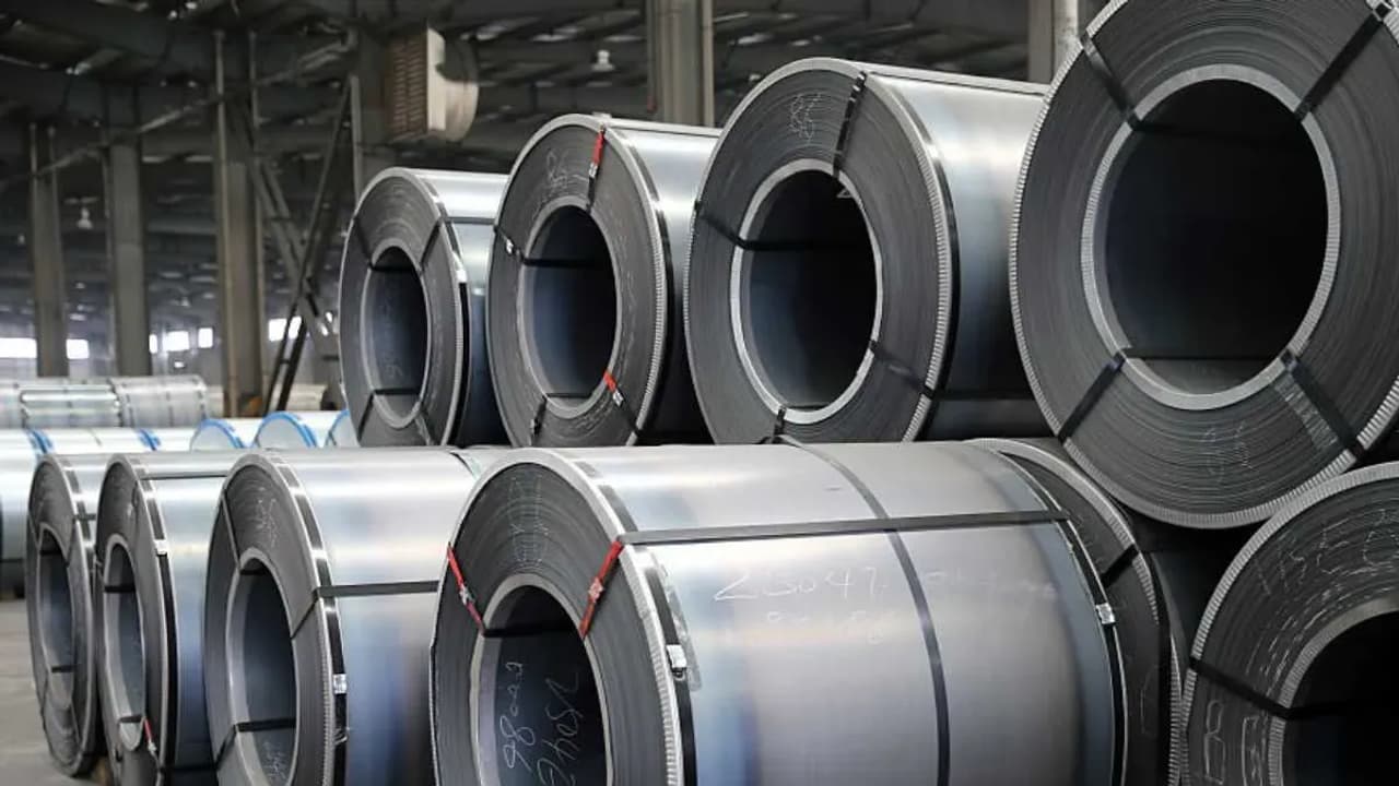 Jindal Stainless Could See Strong Upside If It Breaks Above ₹695: SEBI ...