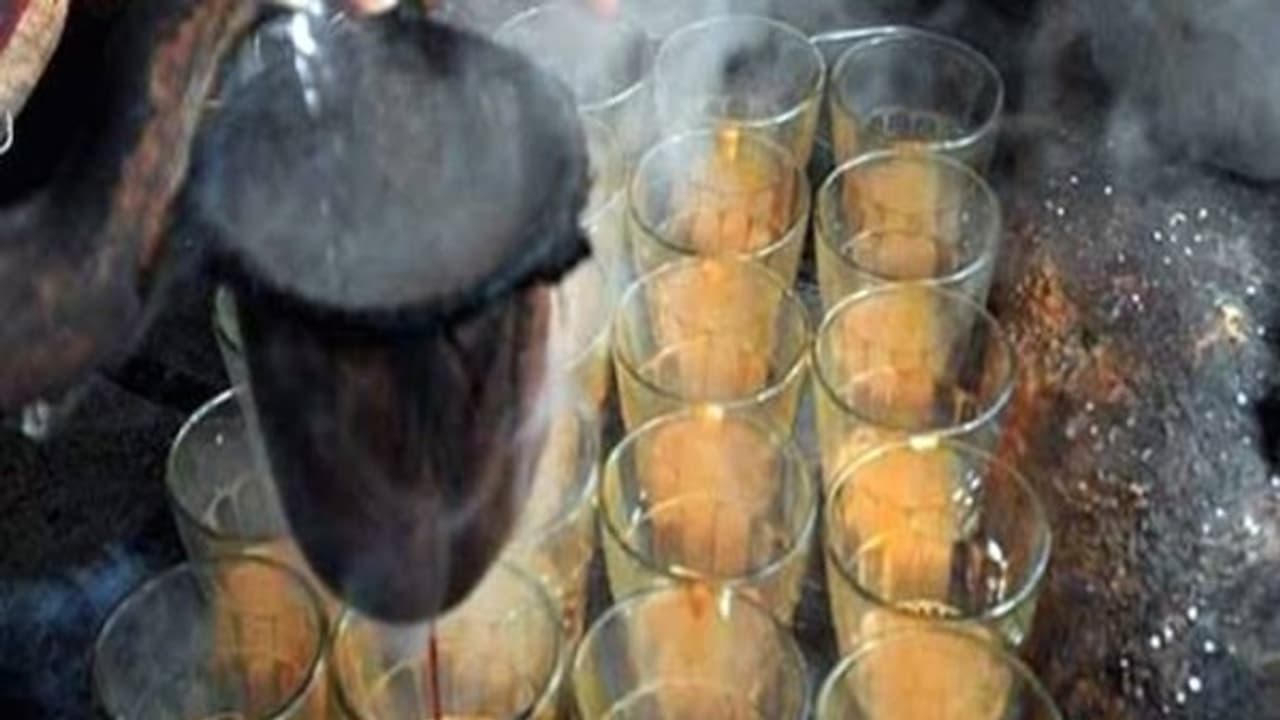 West bengal tea stall runs on trust and love | No Staff No Owner Still ...