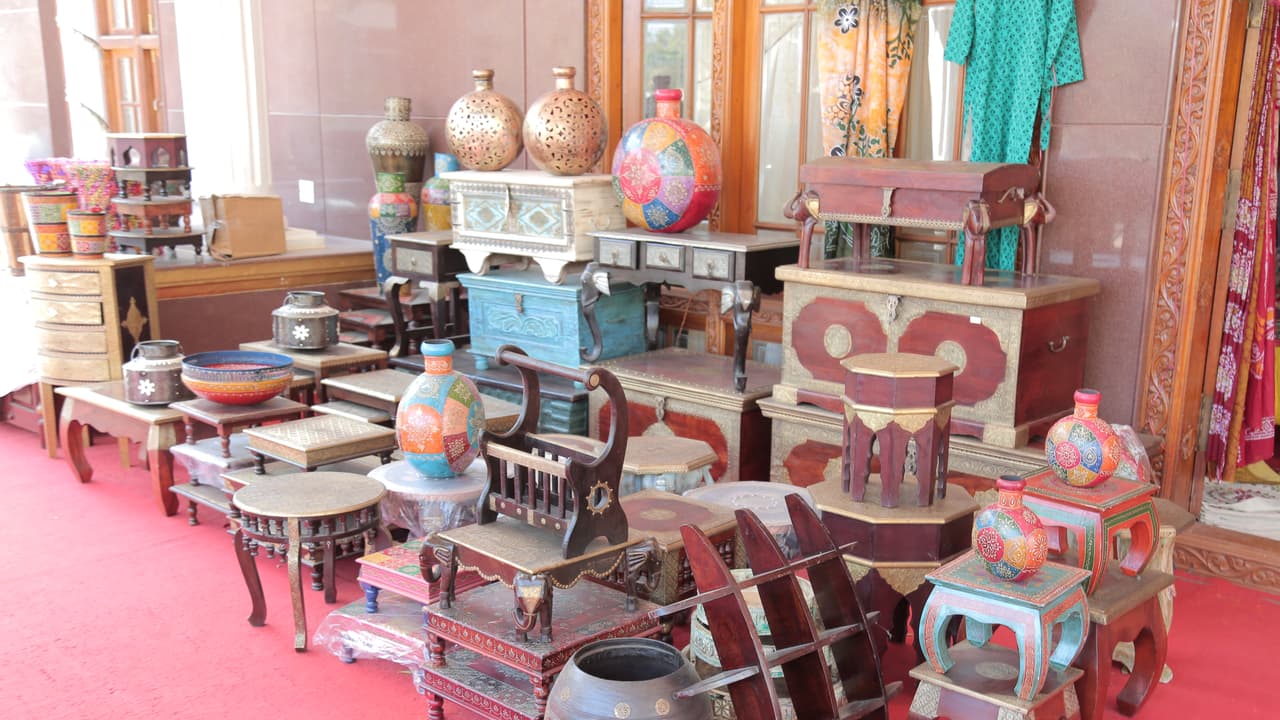 Gujarat handloom festival in Bengaluru | Asianet Newsable