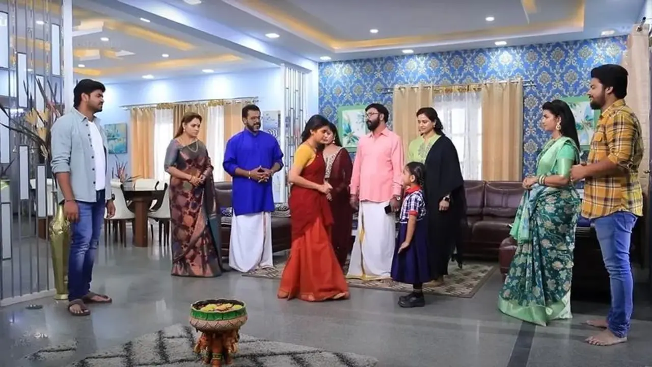 Ponni: விஜய் டிவியின் 'பொன்னி' சீரியலில் இருந்து... திடீர் என விலகிய ...