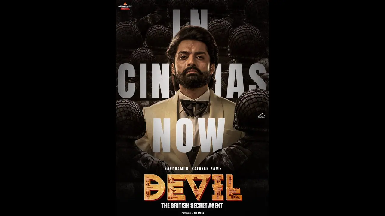 Devil Review: డెవిల్ ప్రీమియర్ టాక్... ఏజెంట్ గా అదరగొట్టిన కళ్యాణ్ రామ్, సినిమాలో హైలెట్స్ ఇవే ...