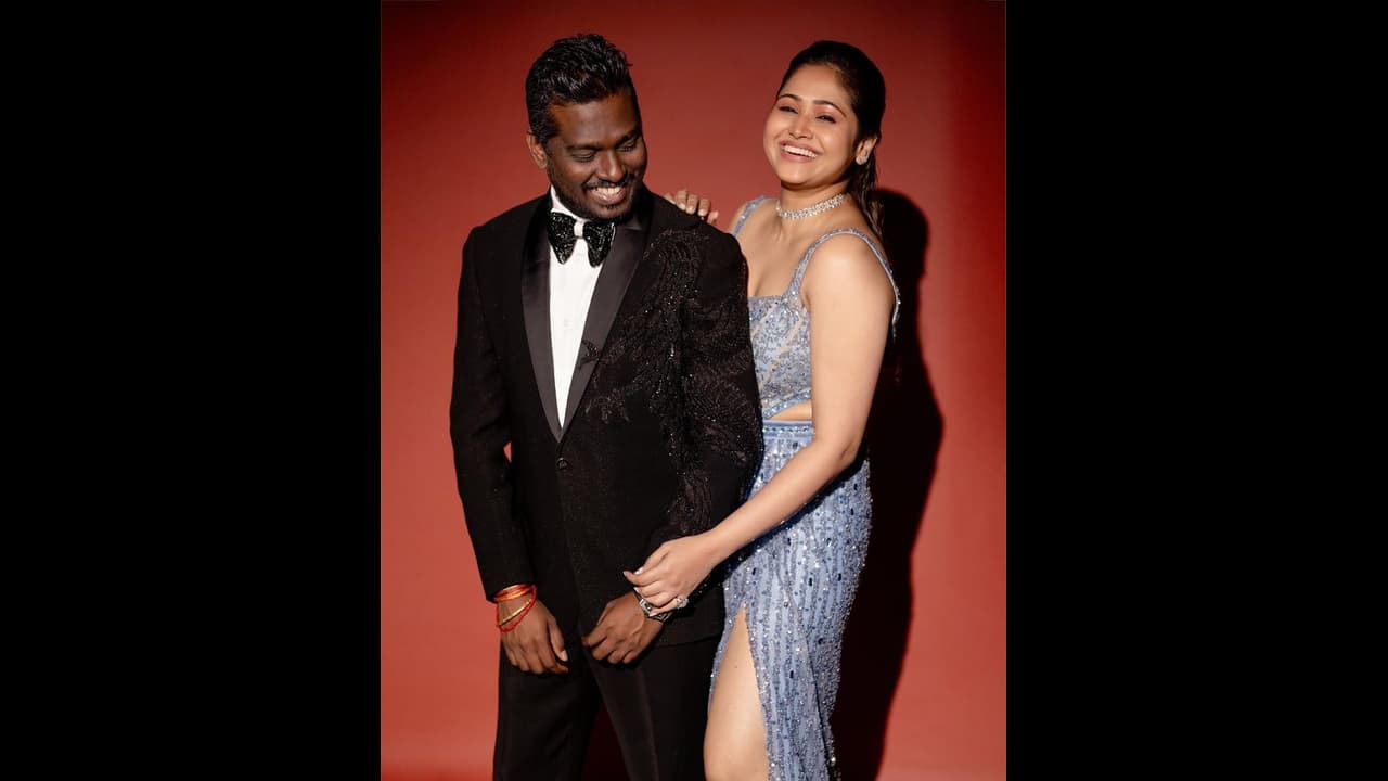 Priya Atlee Latest Photos : டாப் நாயகிகளுக்கு செம போட்டி.. திடீரென ...