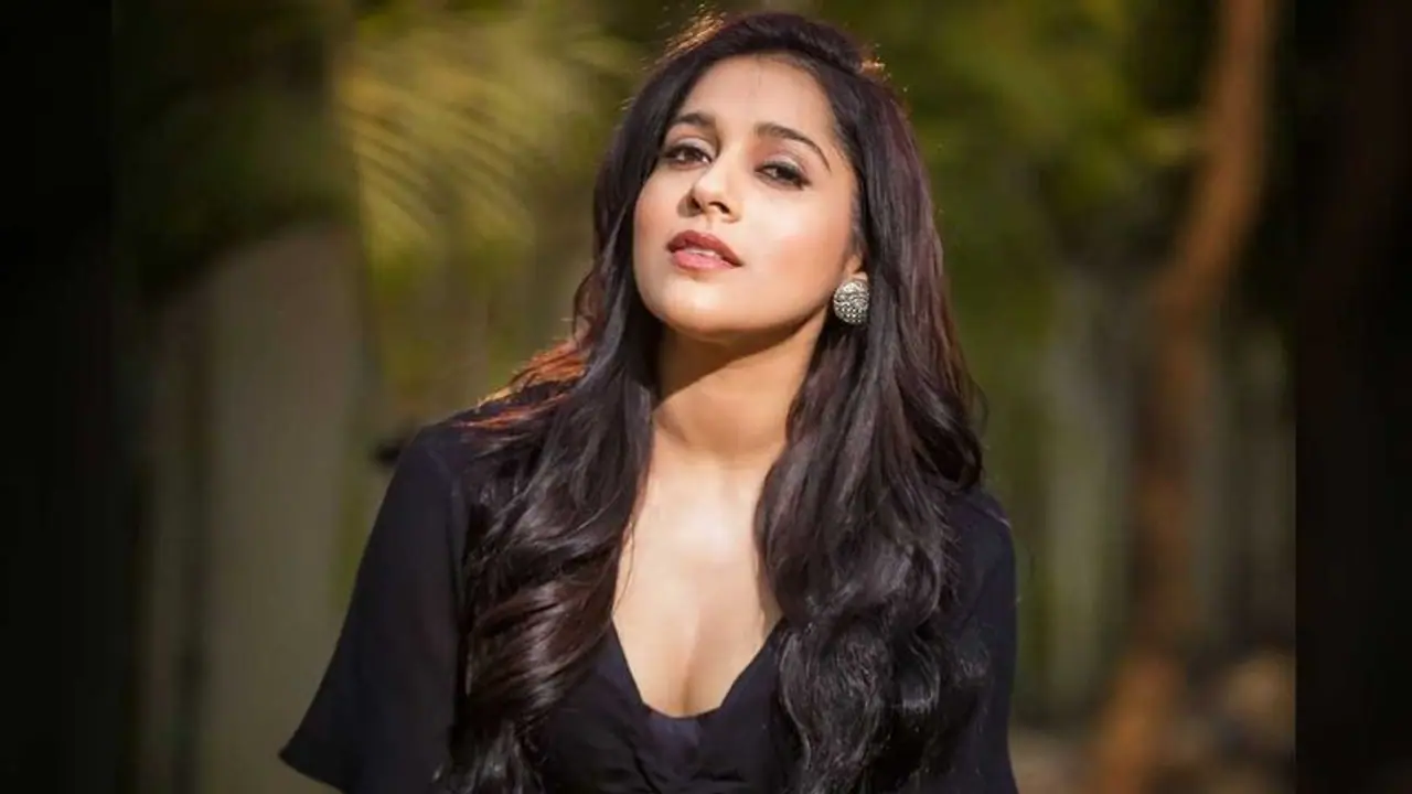jabardasth anchor rashmi gautam real age you will get shocked ksr ...
