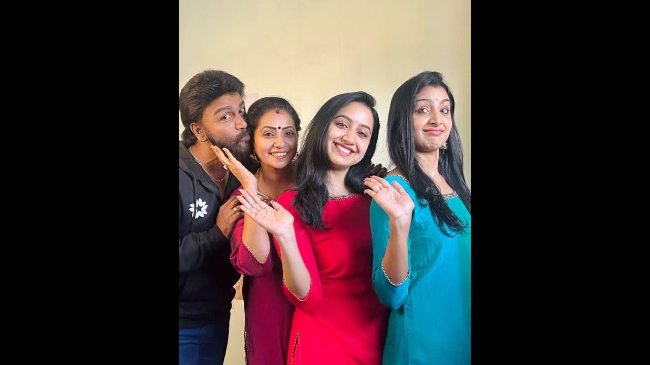 Nethrun diagnosed Cancer: கையை மீறி போயிடுச்சு! கேன்சர் கல்லீரலில் ...