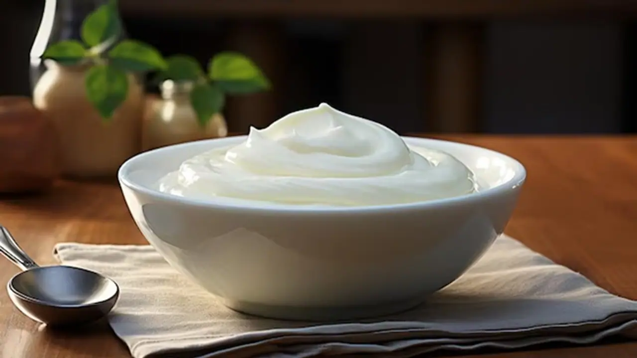 Curd Face Pack For Glowing Skin | ஹீரோயின் போல பளபளப்பான சருமத்திற்கு ...