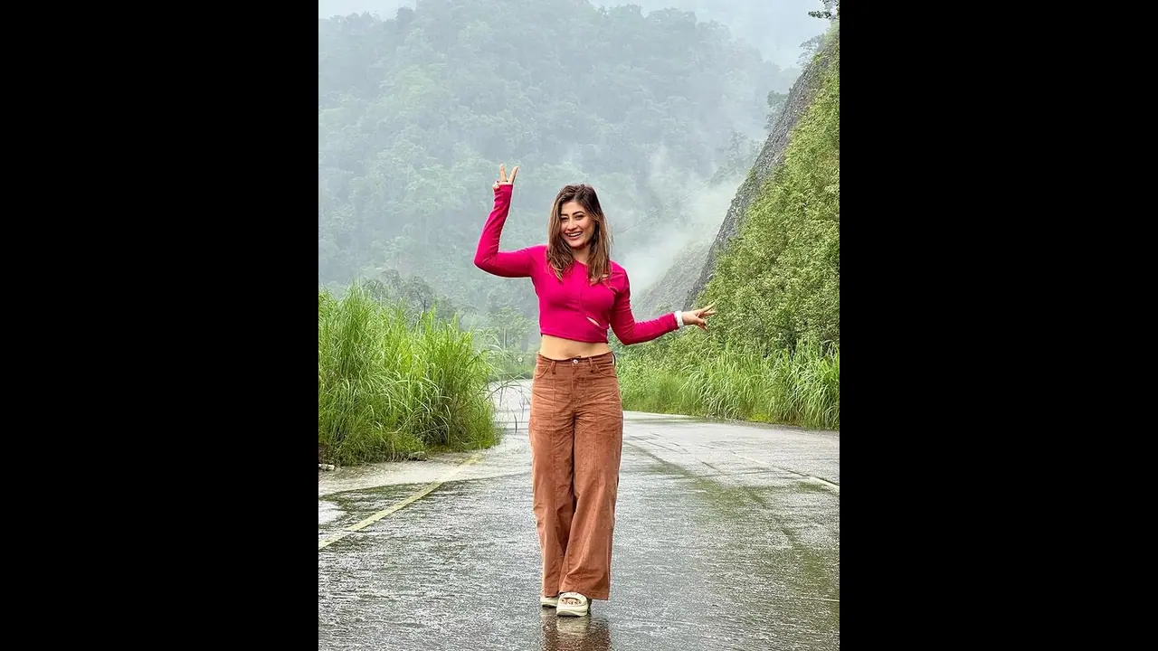 Bigg Boss Tamil Season 8 Contestant Sunita Gogoi: கேமுல 100 அடிச்சாலும் ...