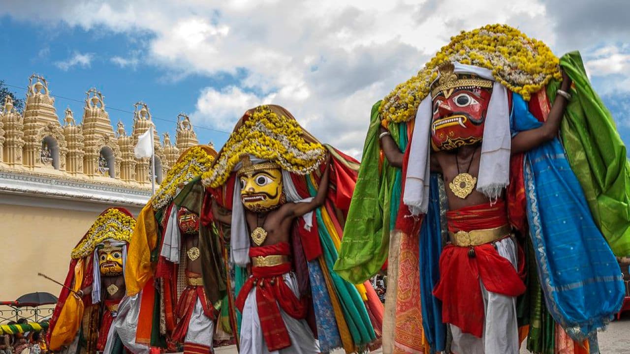 Dussehra Holidays Trip : దసరా వేళ ఫ్యామిలీతో వెళ్లాల్సిన బెస్ట్ ప్లేసెస్ | Dussehra Holidays ...