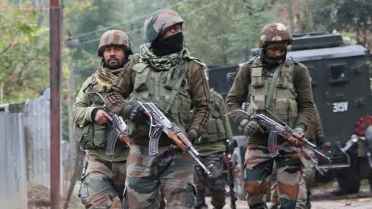 Indian Army Recruitment 2026: ভারতীয় সেনাবাহিনীতে গ্রেড-২ শূন্যপদে ...