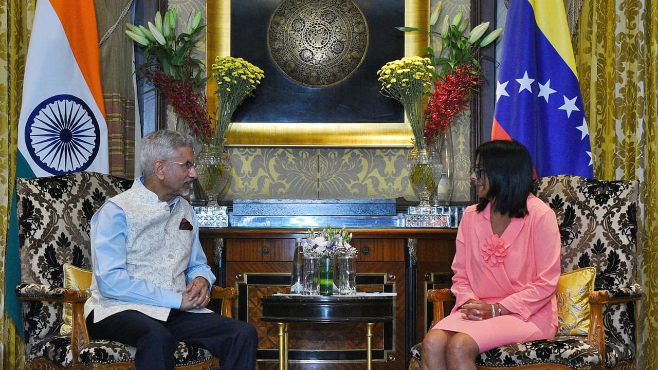 Jaishankar meets Venezuelan Acting President to boost bilateral ties ...