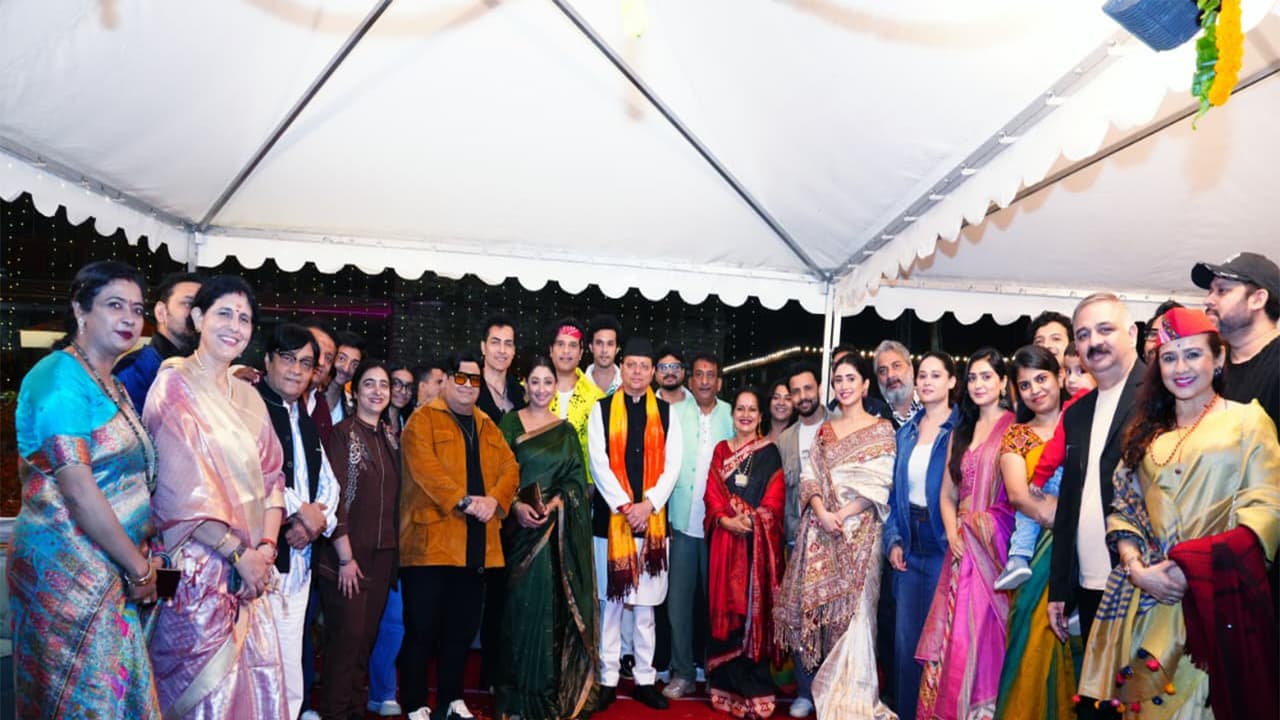 CM Dhami meets Krishna Abhishek, Himani Shivpuri on Igas Bagwal in Dehradun, discusses promoting ...