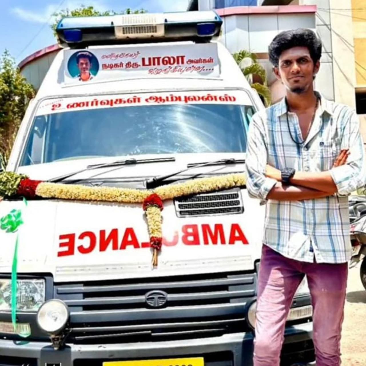 Actor Bala : எங்கள் லெஜண்ட் கேப்டன் சாரின் பெயரில் விருது.. வாங்கியதில் ...