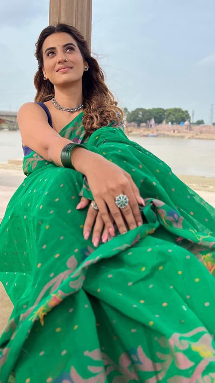 हरियाली तीज के लिए परफेक्ट है अक्षरा सिंह का ट्रेडीशनल लुक | Akshara ...