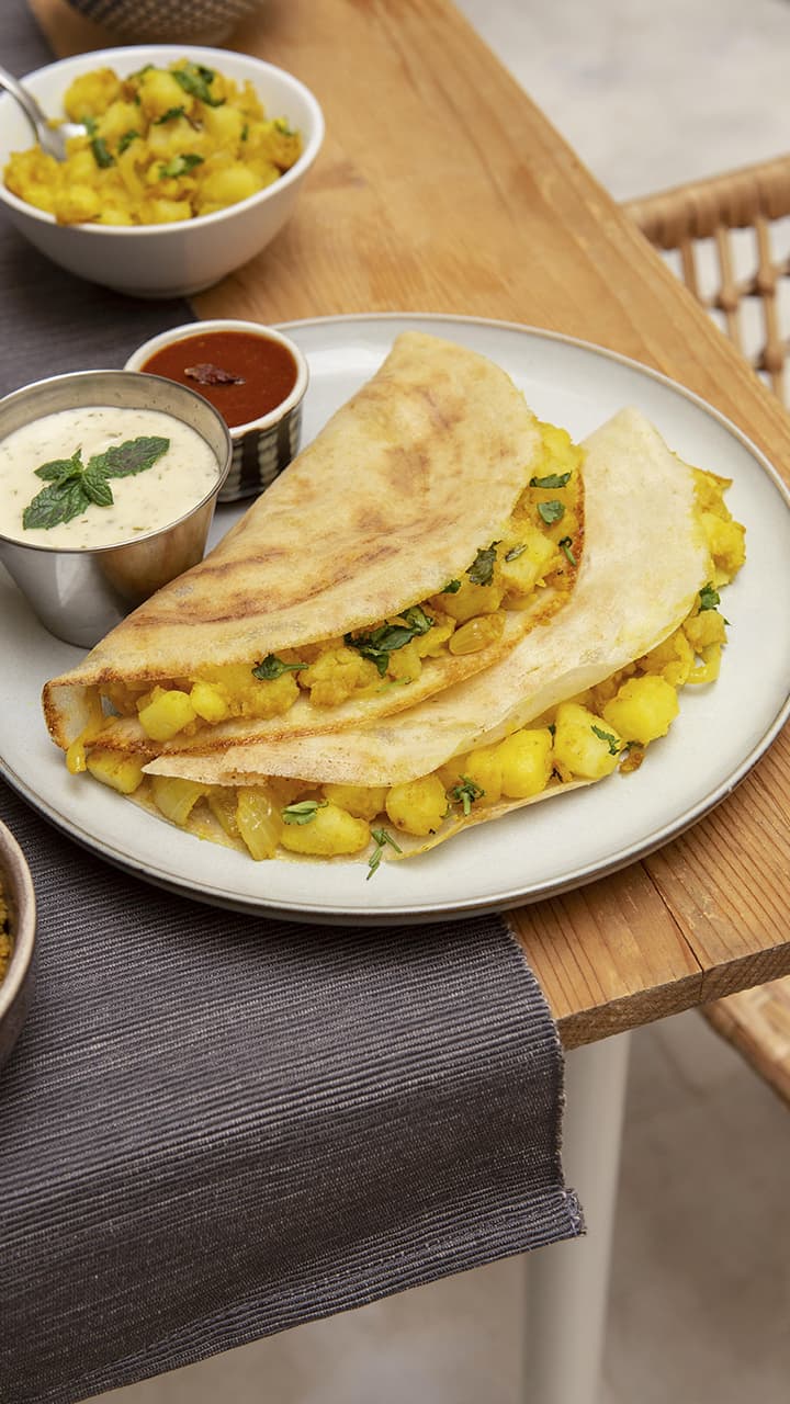 7 easy tips to make your dosas extra crispy | 7 Easy Tips To Make Your ...