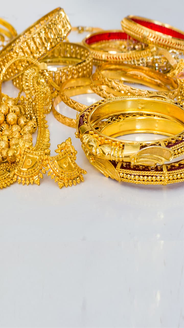 Saudi Arabia Gold Rate on March 7: Check 22k, 24k, 18k gold prices ...