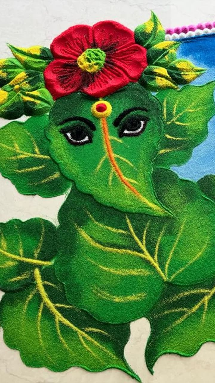 Ganesh Chaturthi 2025: 8 Easy Rangoli Patterns to Celebrate Bappa ...