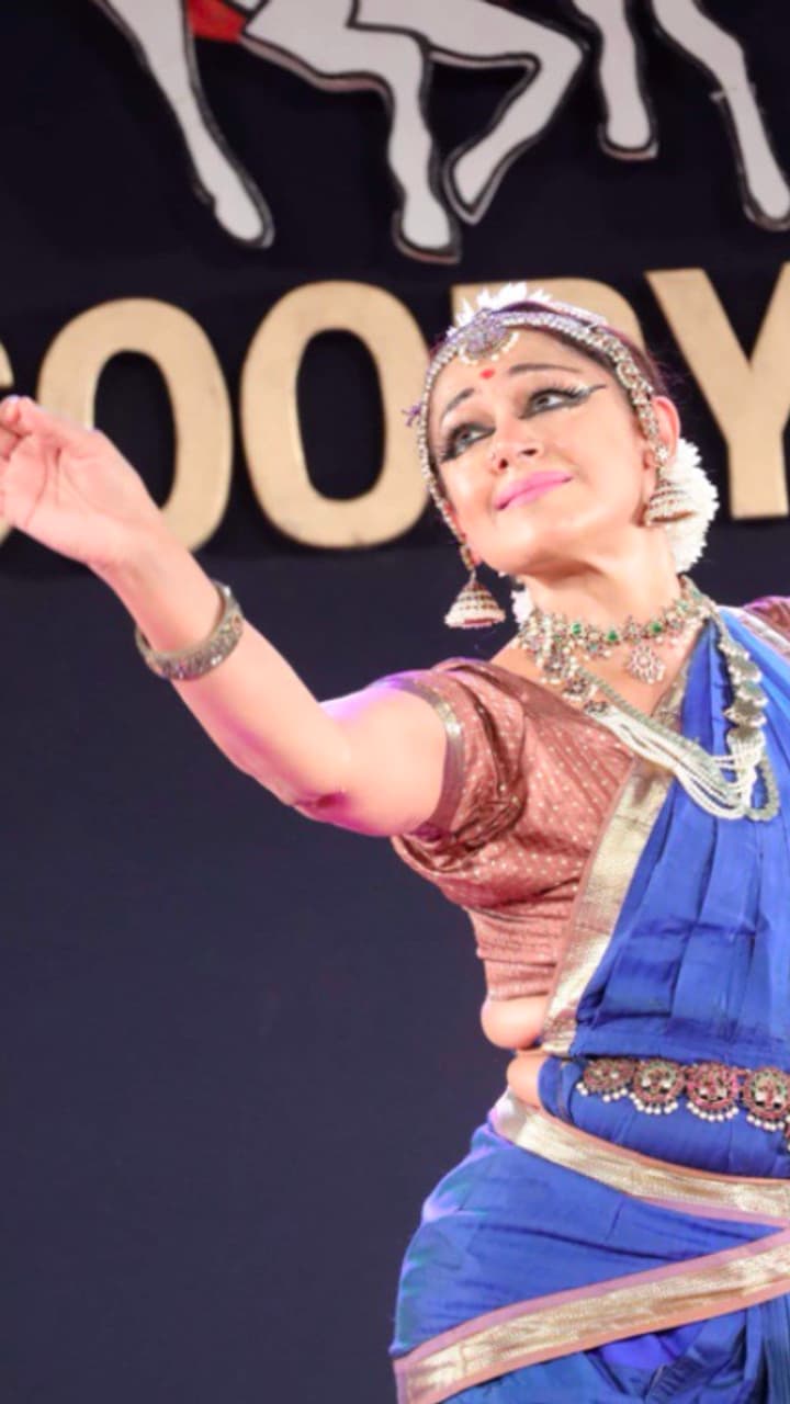 Shobana's dance performance enthralls audience at Soorya Festival ...