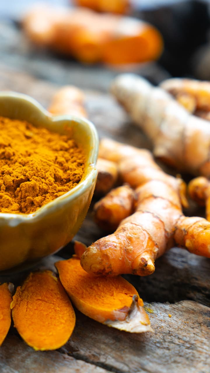 आपकी हल्दी असली या नकली? घर बैठे जांचे, 6 आसान तरीके | Is Your Turmeric ...