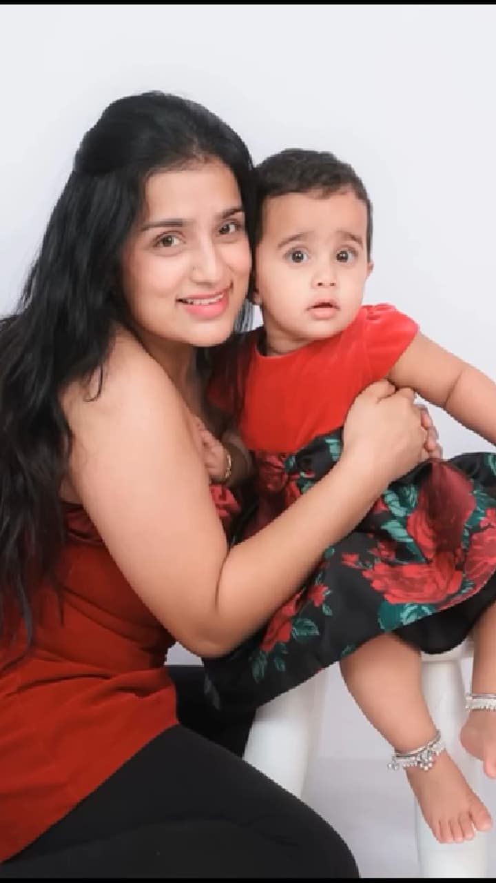 Siri Raju with Daughter : ನಟಿ ಸಿರಿ ರಾಜು ಮುದ್ದು ಮಗಳಿಗೆ ಒಂದು ವರ್ಷದ ಹುಟ್ಟು ...