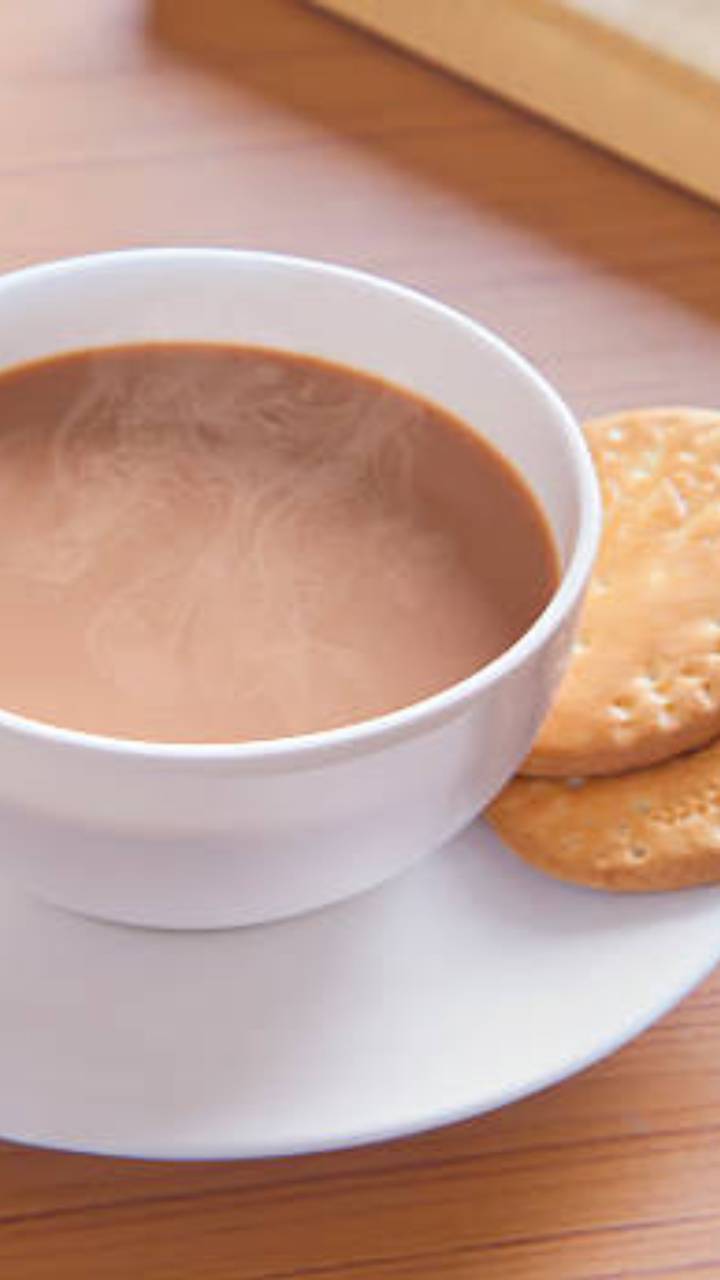 ಗ್ಯಾಸ್‌ ಹಚ್ಚದೆ, ಹಾಲಿಲ್ಲದೆ ಒಂದೇ ನಿಮಿಷದಲ್ಲಿ ಮಾಡಿ ಖಡಕ್ ಚಾಯ್ | No Gas No ...