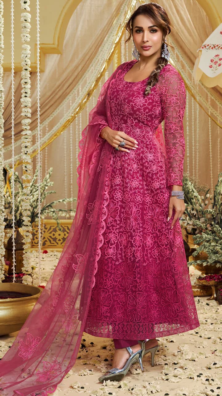Suit Designs: मलाइका अरोड़ा से 7 सूट पहनते ही, उम्र दिखेगी 10 साल छोटी ...
